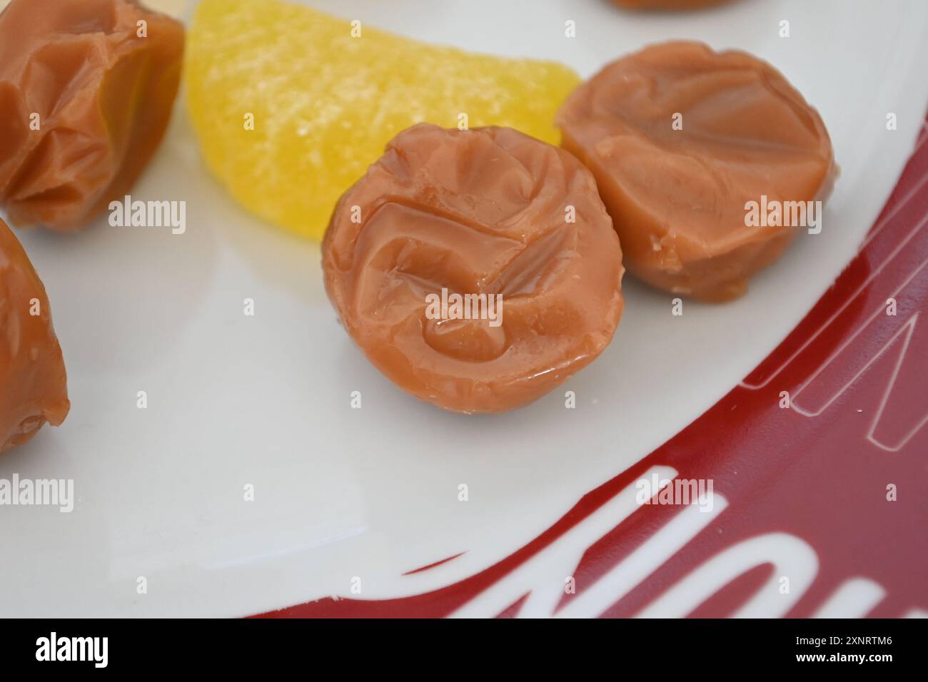 Toffee flavored hi-res stock photography and images - Alamy