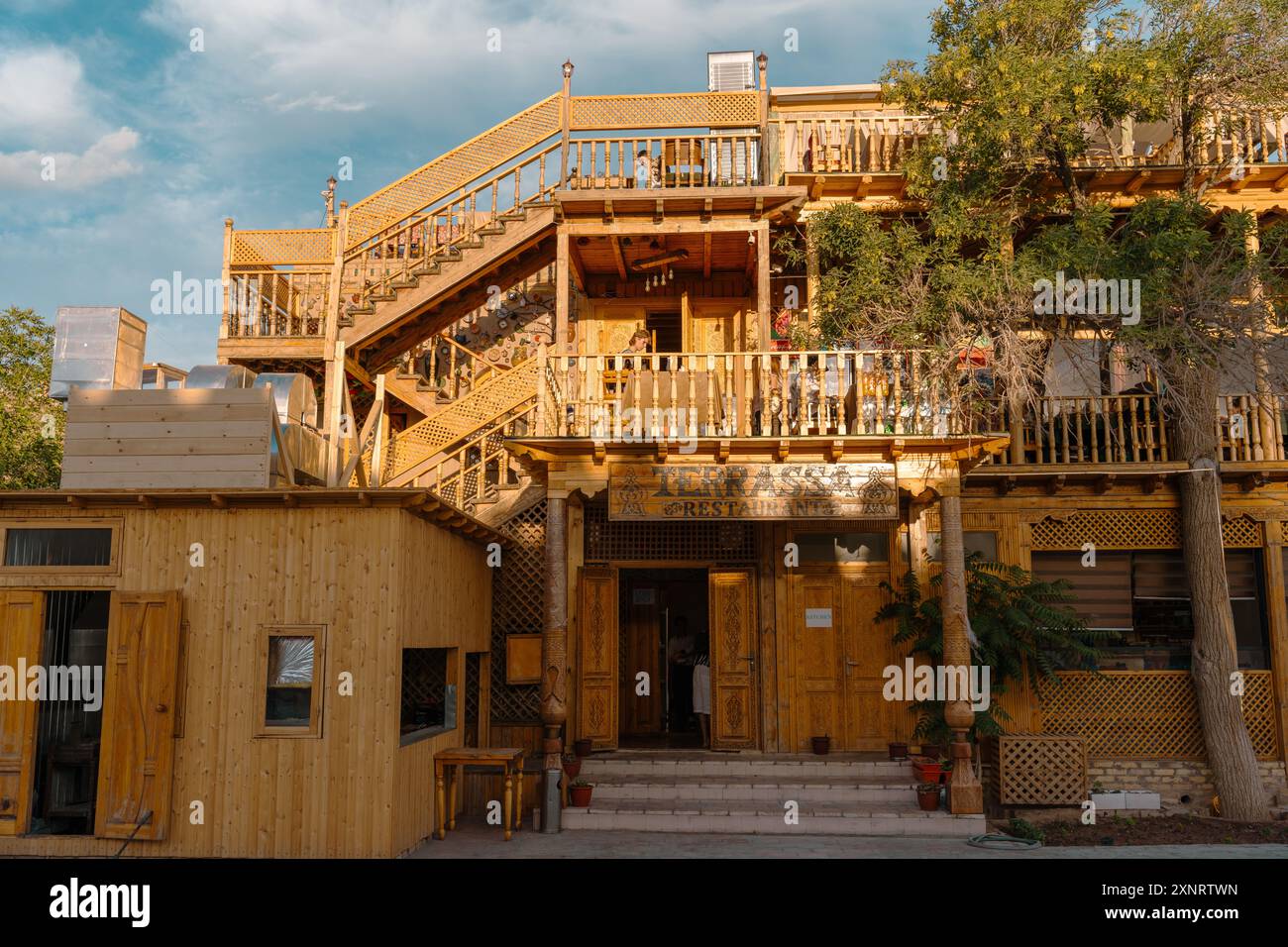 Large wooden building hi-res stock photography and images - Alamy
