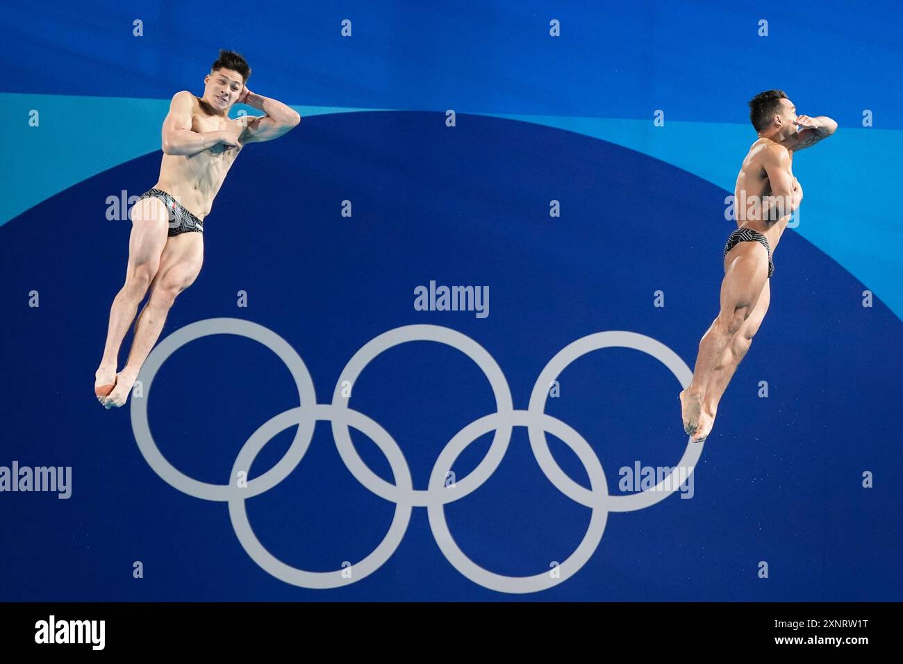 Mexico's Juan Manuel Celaya Hernandez and Osmar Olvera Ibarra compete ...
