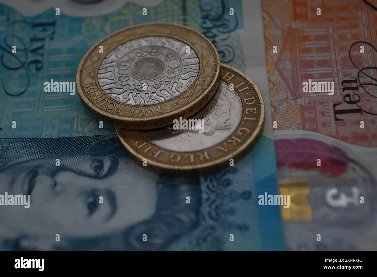 Monetary gain hi-res stock photography and images - Alamy