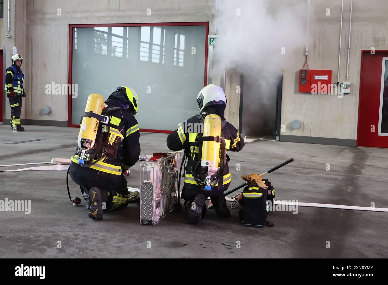 02 August 2024, Thuringia, Bad Köstritz: Firefighters practice a ...