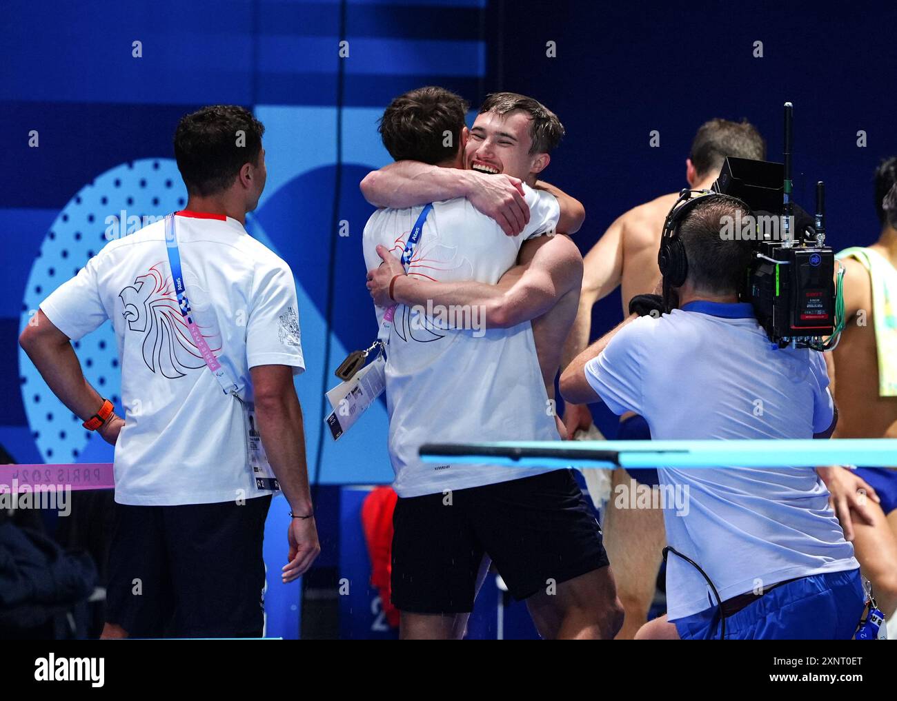Great Britain's Jack Laugher and Anthony Harding celebrate winning ...
