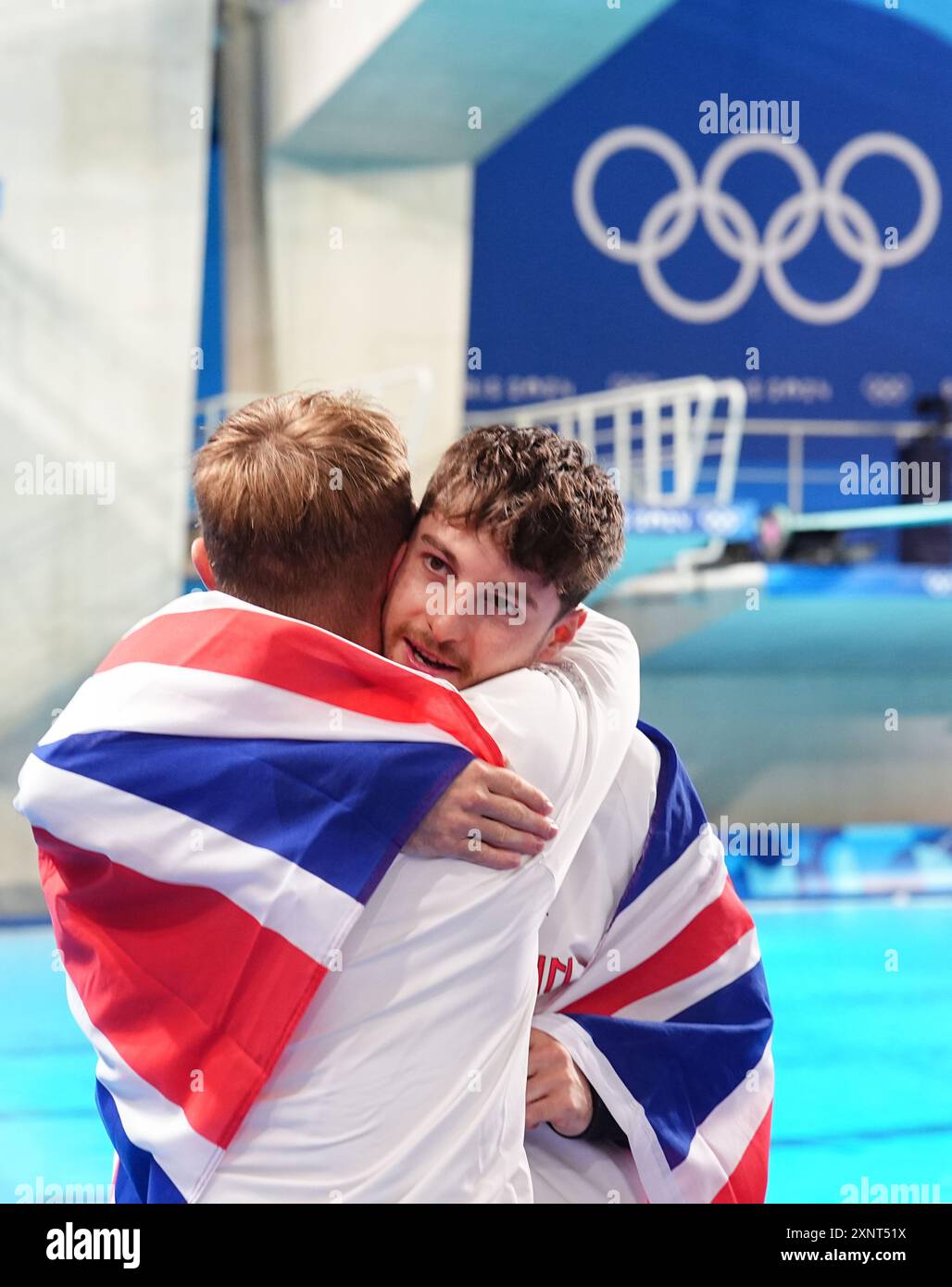 Great Britain's Jack Laugher and Anthony Harding celebrate winning ...