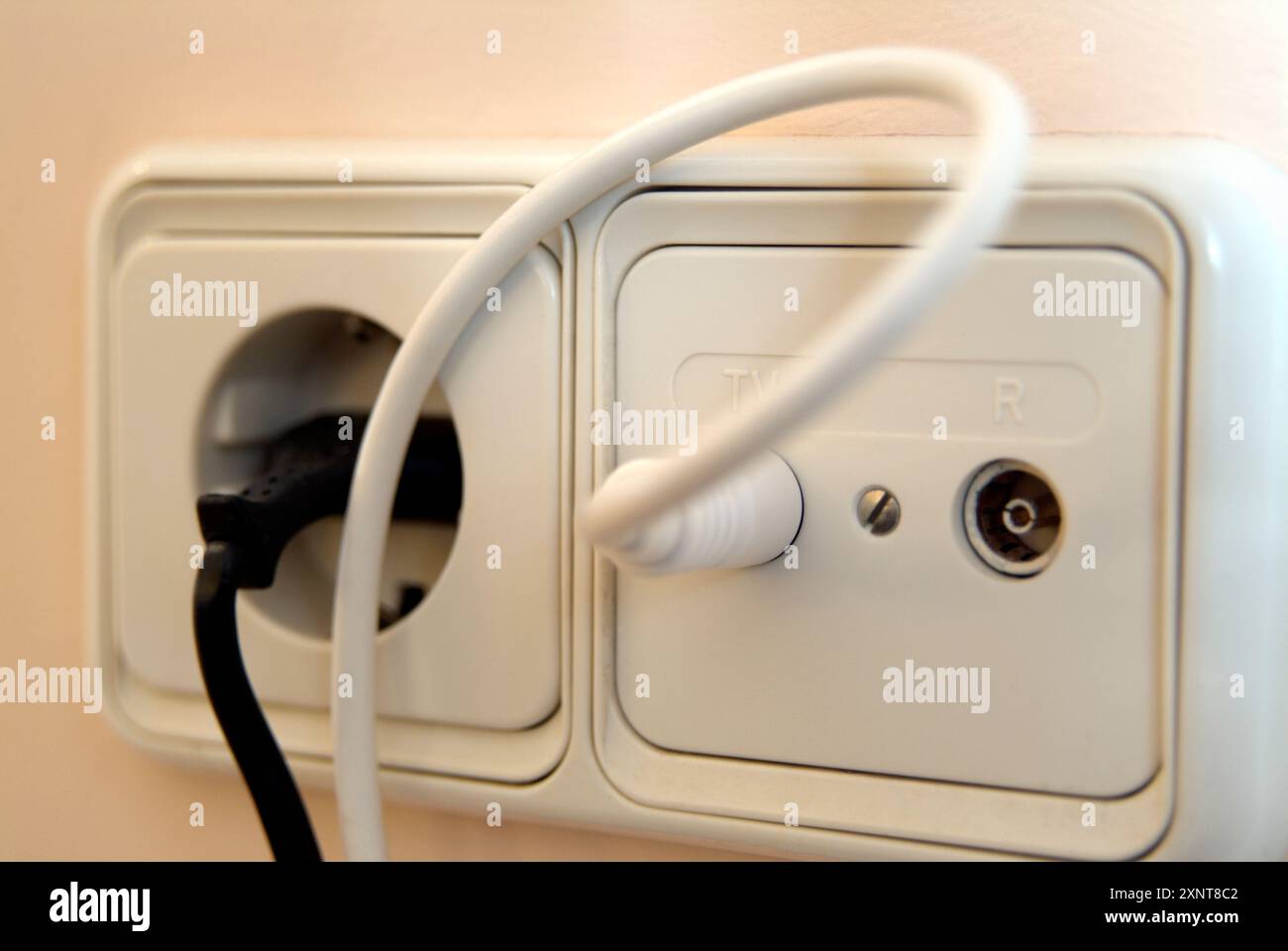 Tv antenna socket hi-res stock photography and images - Alamy