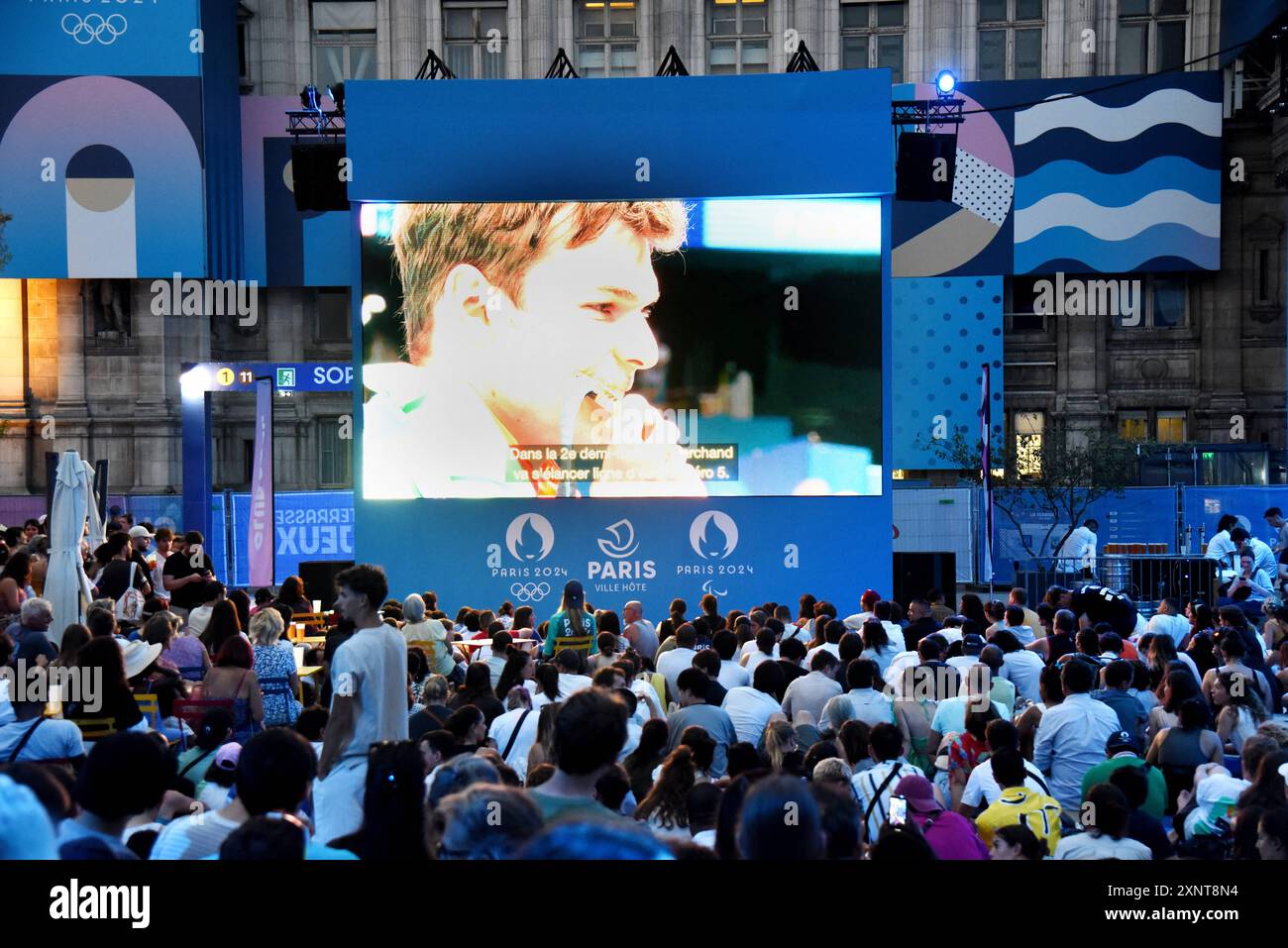 Paris, France. 01st Aug, 2024. Spectators look at a giant screen ...