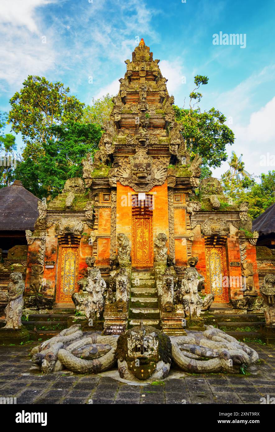 Traditional balinese architecture Stock Photo - Alamy