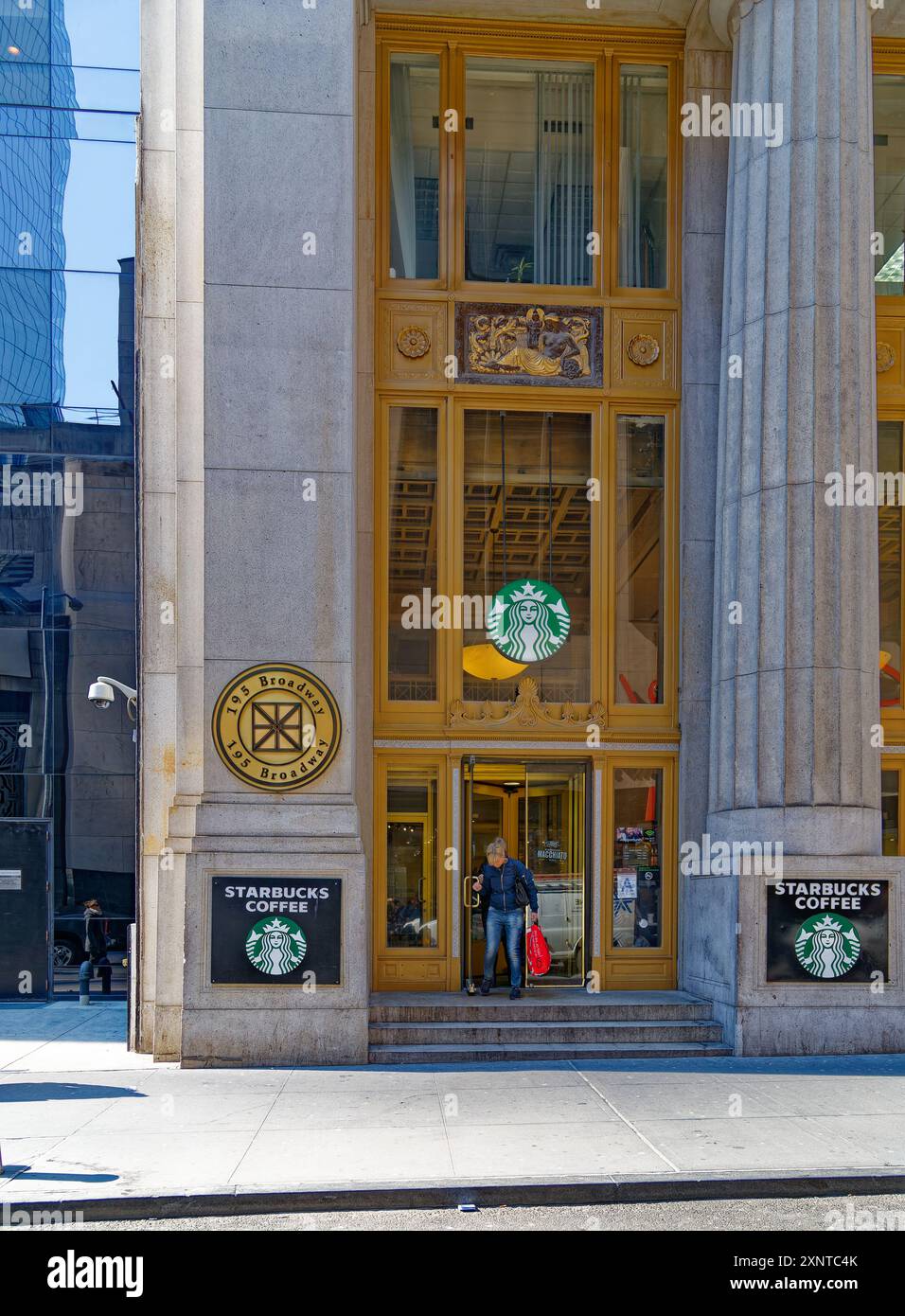 195 Broadway, American Telephone & Telegraph Company Building, is a ...