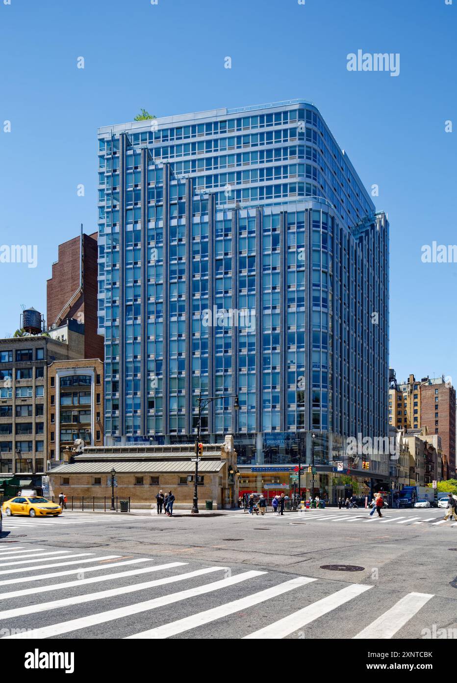 200 w 72nd st hi-res stock photography and images - Alamy
