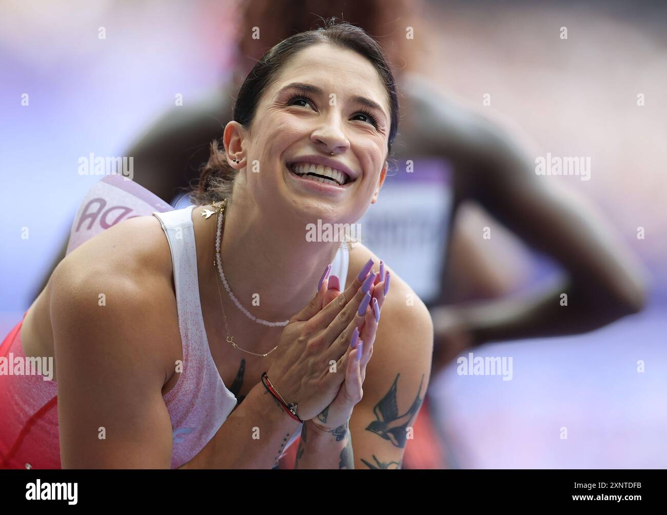 Paris, France. 2nd Aug, 2024. Ewa Swoboda of Poland reacts after the ...