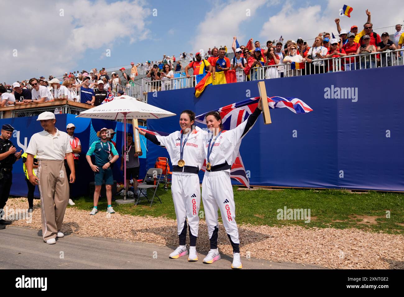 Britain's Emily Craig and Imogen Grant pose for photos after they won ...