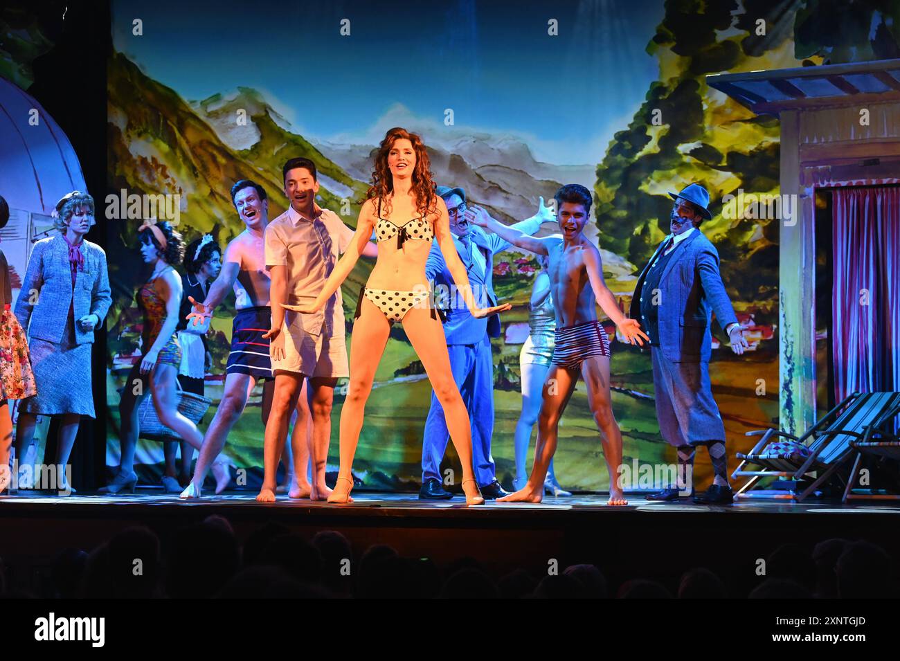Das Comedy Musical Bikini Skandal Feiert In Der Volksbühne Am 2911