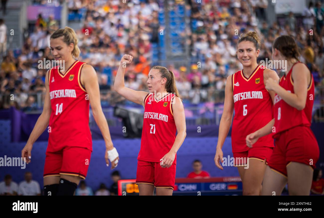 Paris, France. 02nd AUG 2024. Sonja Greinacher (GER) Svenja Brunckhorst ...