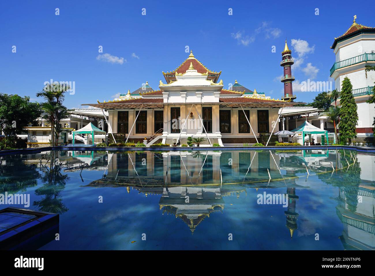 Masjid Agung Sultan Mahmud Badaruddin Palembang, Palembang Great Mosque ...