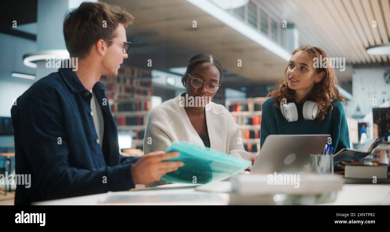 Academic materials hi-res stock photography and images - Alamy