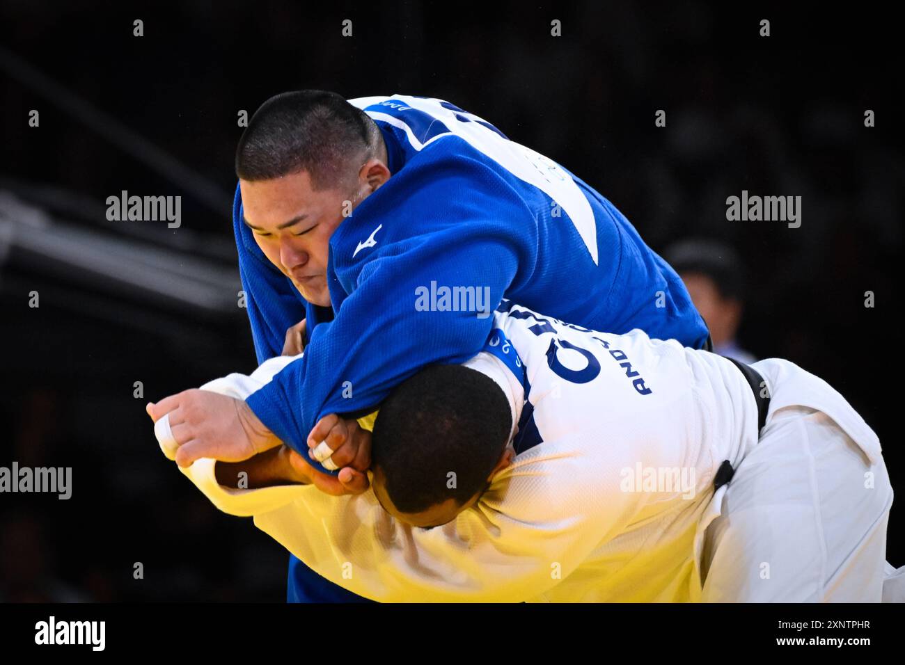 Tatsuru Saito ( JPN ) vs Andy Granda ( CUB ), Judo, Men +100 kg ...