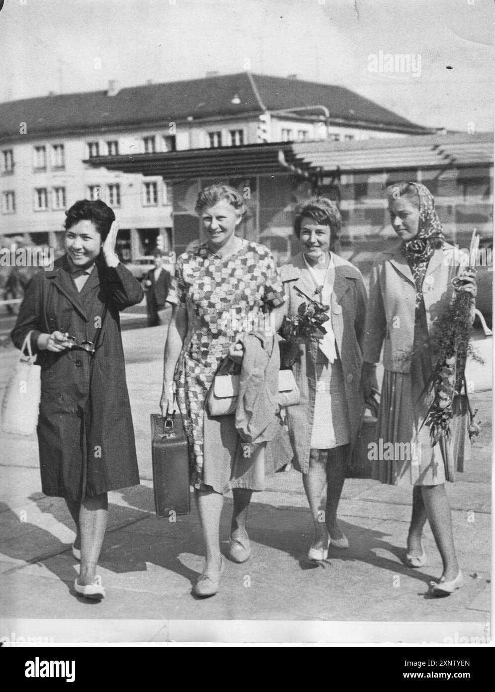Women delegates from the Potsdam district before leaving for the GDR ...