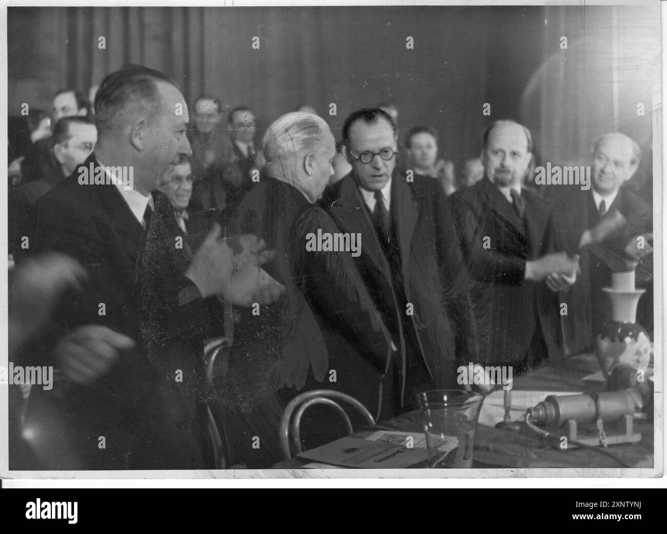 Unification party conference of the KPD and SPD to form the SED on 20. ...