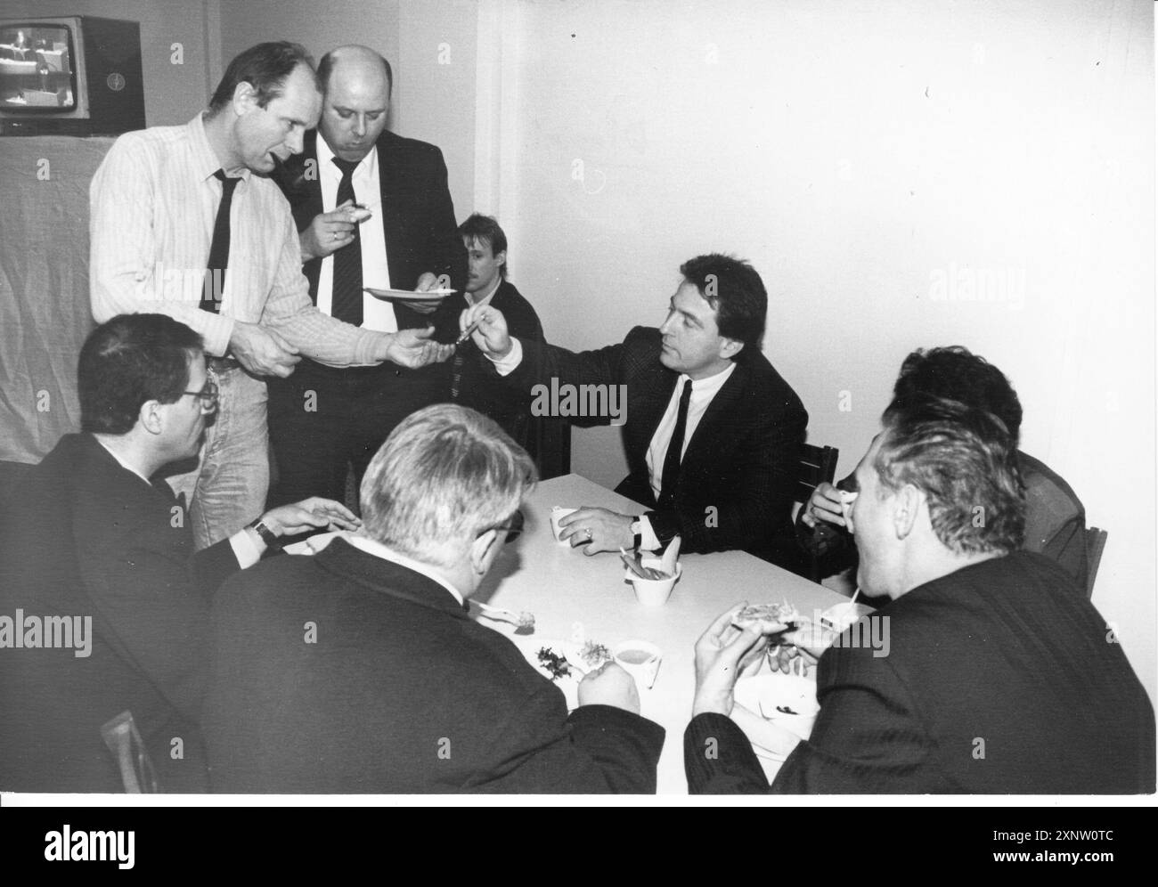 Group session seated Black and White Stock Photos & Images - Alamy