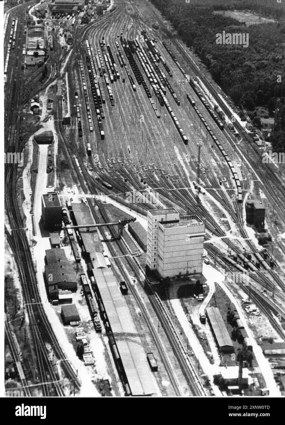 Seddin marshalling yard is an important freight transhipment point ...