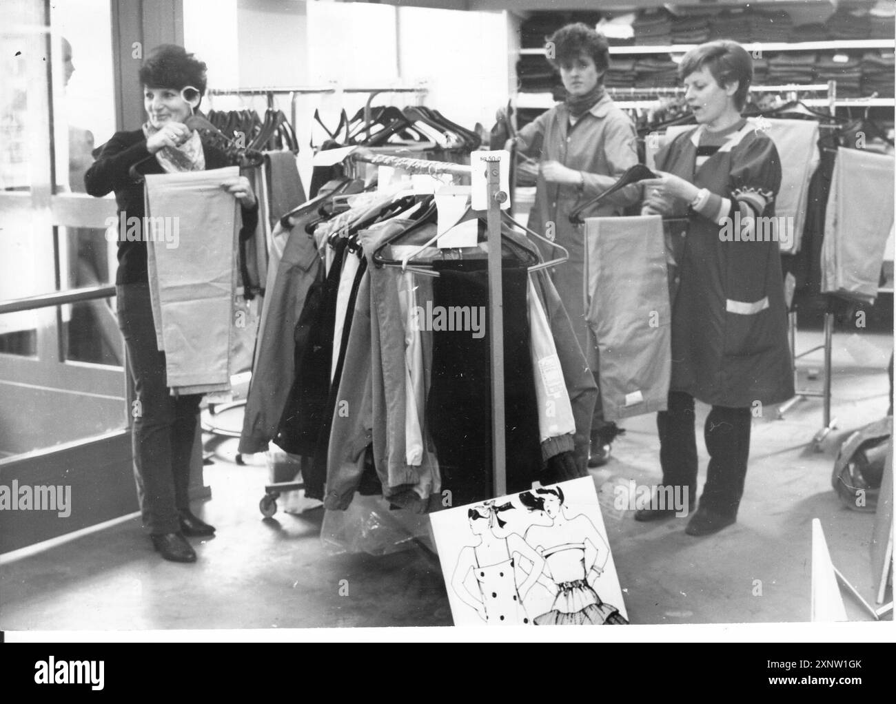 1985 fashion hi-res stock photography and images - Alamy