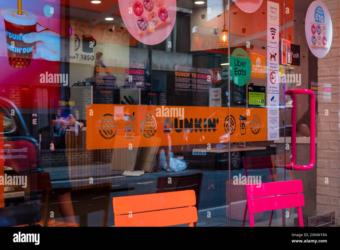 London, UK - July 24, 2024: Dunkin' Donuts cafe in London Stock Photo ...