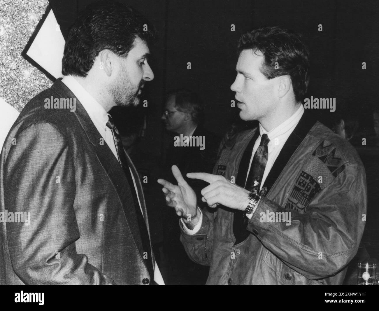 Athlete Udo Beyer in conversation with boxer Henry Maske. [automated ...