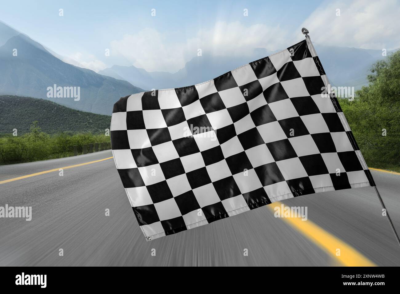 Chequered flag race track hi-res stock photography and images - Alamy