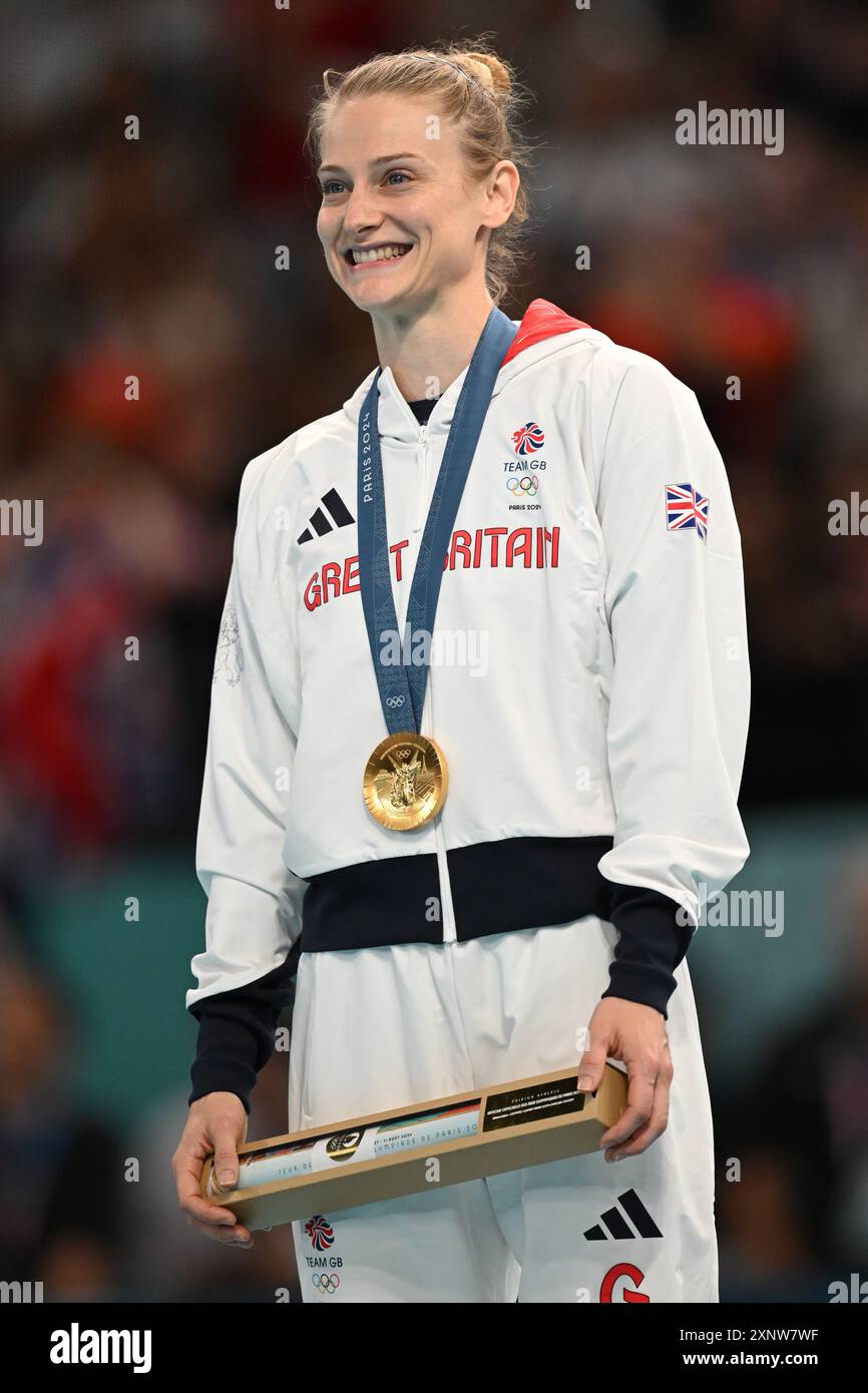 Bryony page gold hi-res stock photography and images - Alamy
