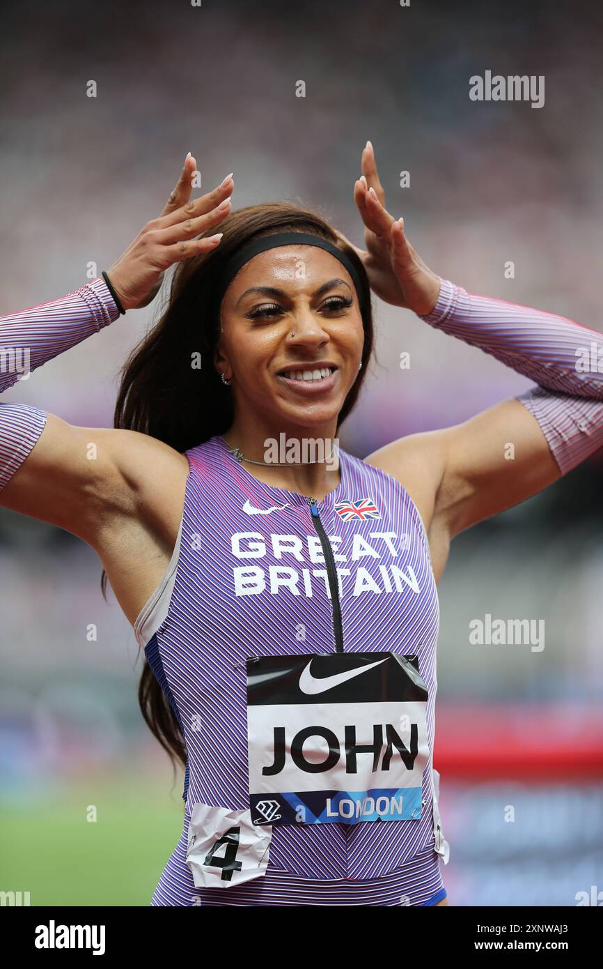 Yemi Mary JOHN (Great Britain), celebrating victory in the Women's National 400m Final at the ...