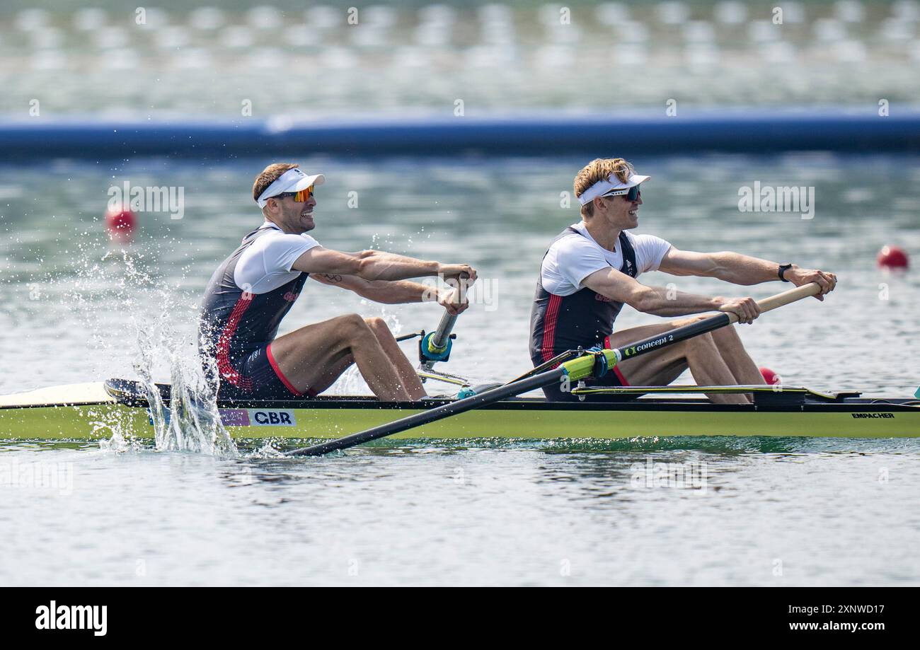 Oliver wynne griffith paris 2024 hi-res stock photography and images ...