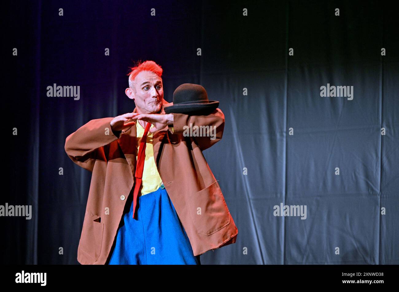 Family fun programme hi-res stock photography and images - Alamy