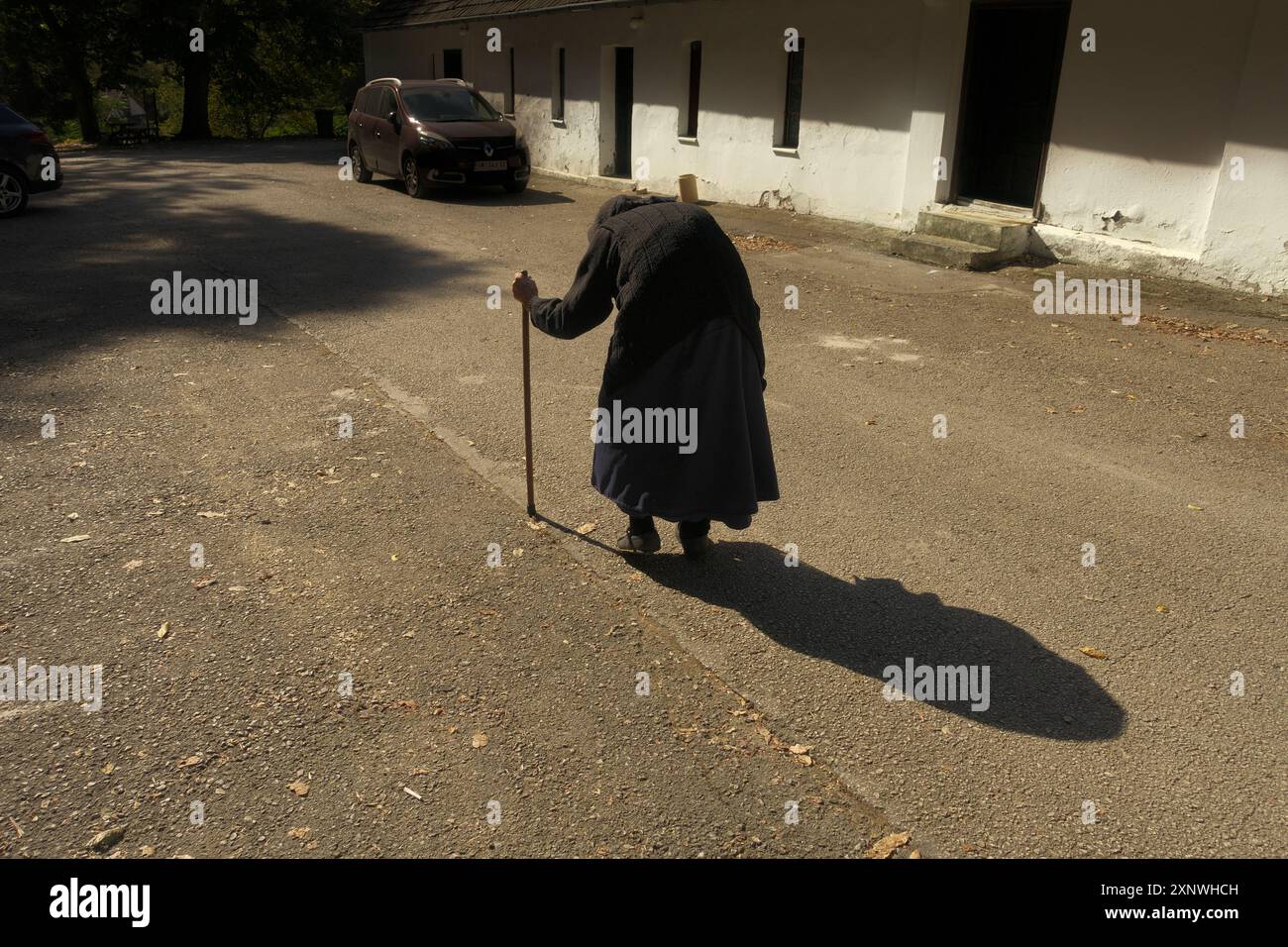Dark silhouette person slowly walking hi-res stock photography and ...