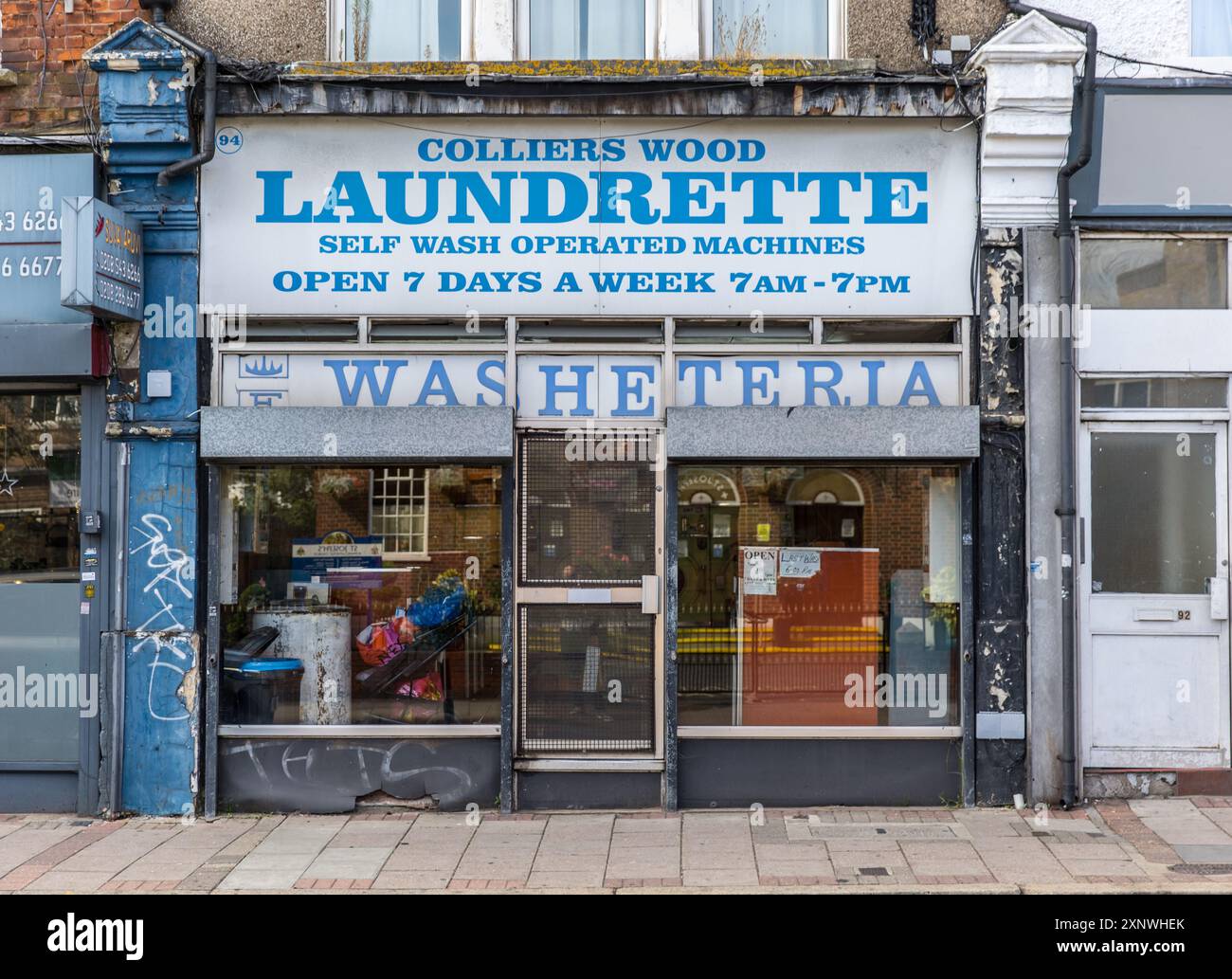Laundrette, Colliers Wood South London Stock Photo - Alamy