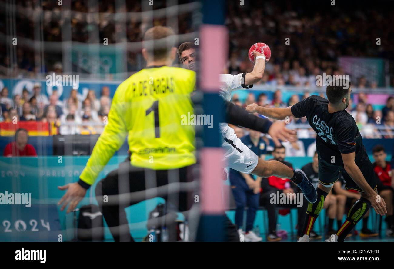 Paris, France. 02nd AUG 2024. Renars Uscins (GER) Gonzalo Perez de ...