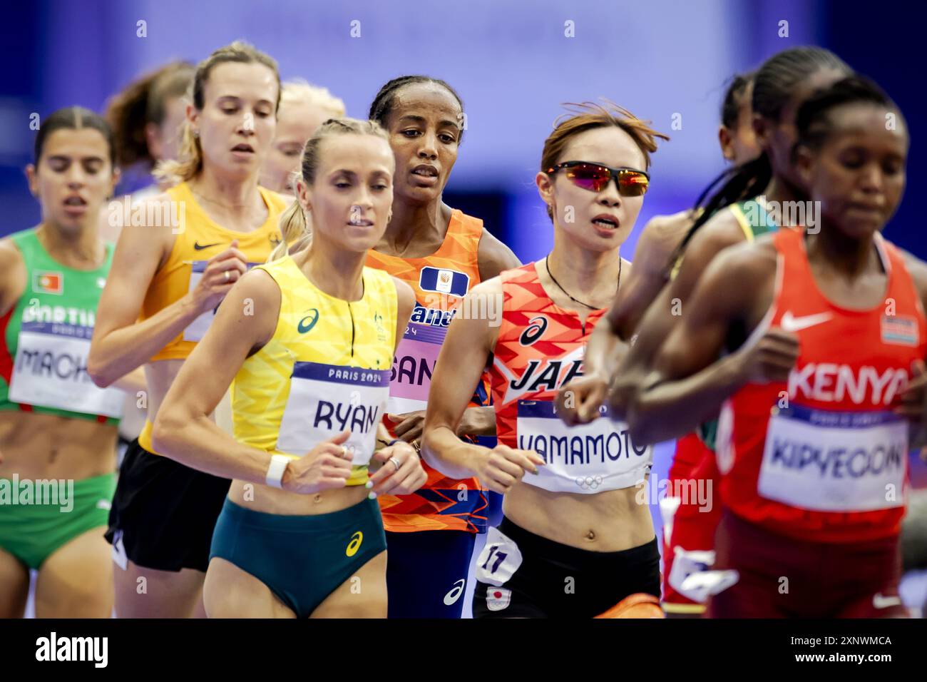PARIS - Sifan Hassan (m) during the 5000 meters at the Olympic Games ...