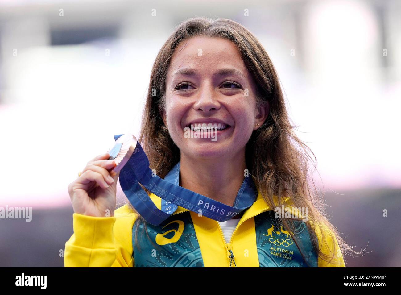 Bronze medalist Jemima Montag, of Australia, poses on the podium of the ...