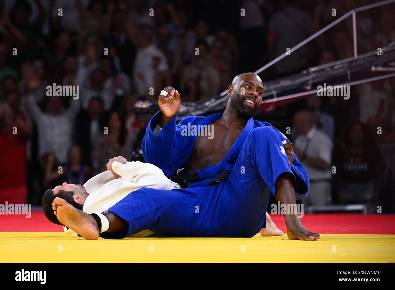 Teddy Riner ( FRA ) vs Temur Rakhimov ( TJK ), Judo, Men +100 kg ...