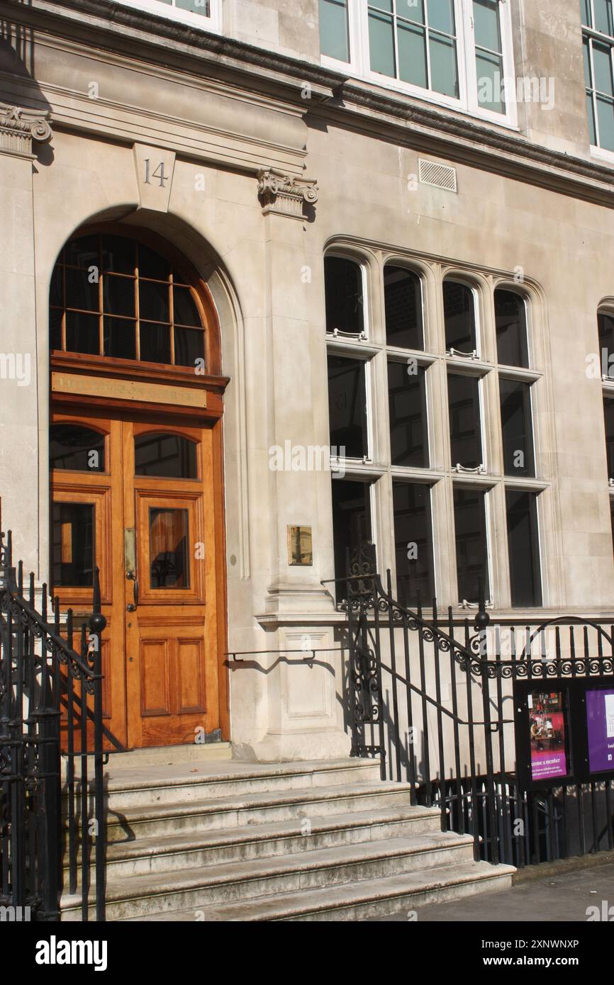 The London Library, St James's Square, London, England, UK Stock Photo ...