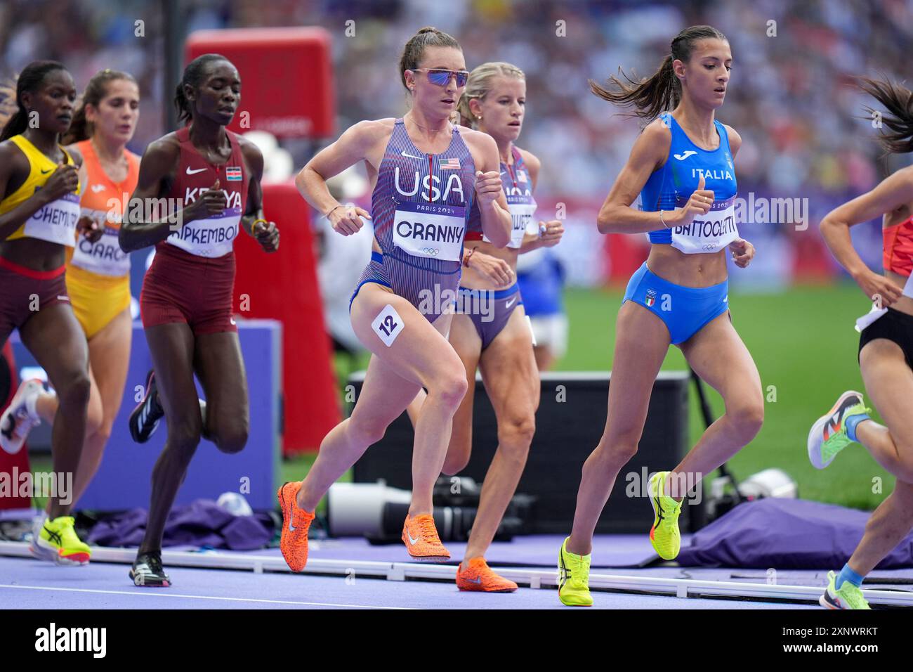 Elise cranny paris 2024 hi-res stock photography and images - Alamy