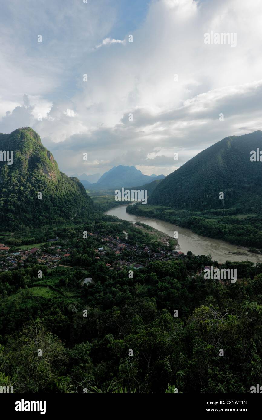 View of the Nam Ou River and limestone peaks, Muang Ngoi Neua, Muang ...