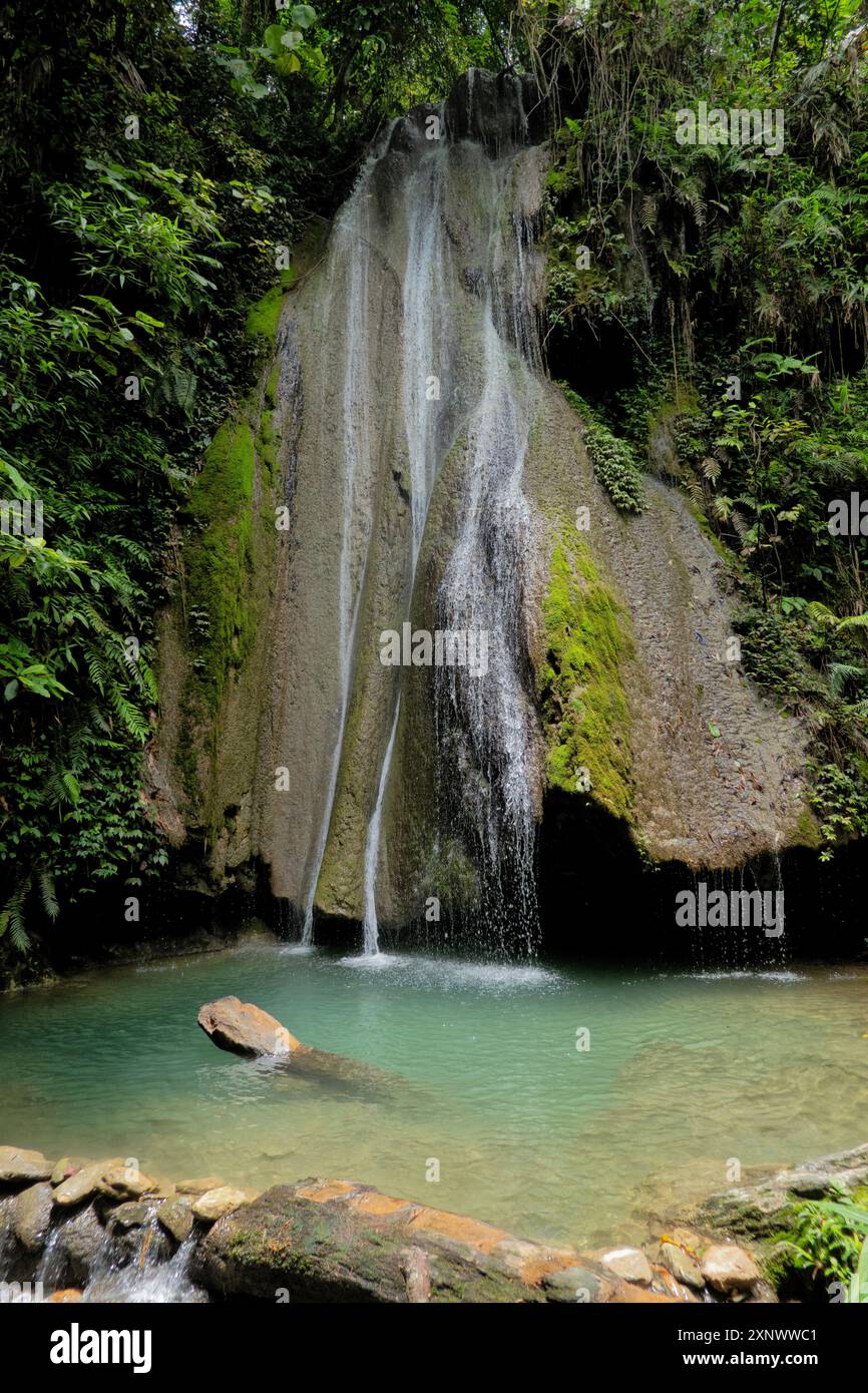 Beautiful pool at Tad Mok waterfall, Muang Ngoi Neua, Laos Stock Photo ...