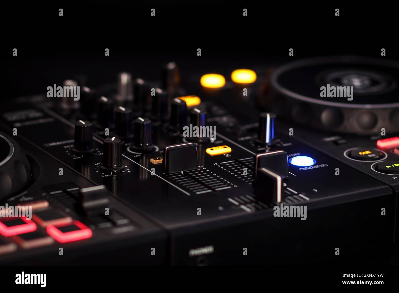 Dark storage unit hi-res stock photography and images - Alamy