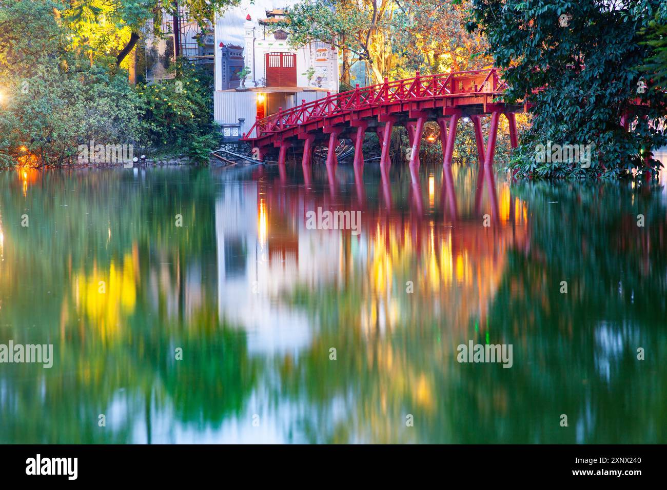 Iconic red bridge in Hanoi, Vietnam, Indochina, Southeast Asia, Asia ...