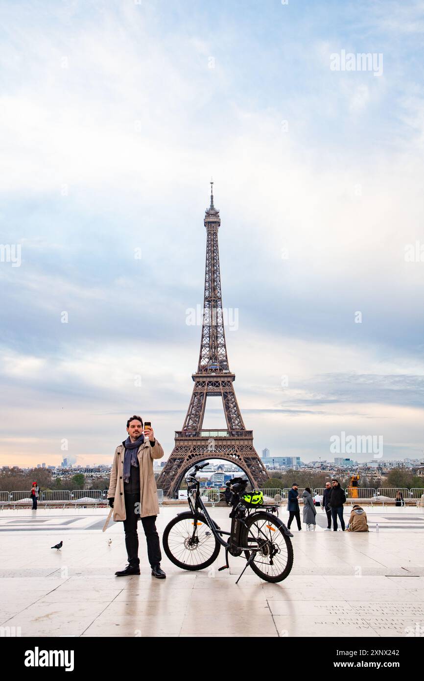 Paris overview with Eiffel Tower, Paris, France, Europe Stock Photo - Alamy