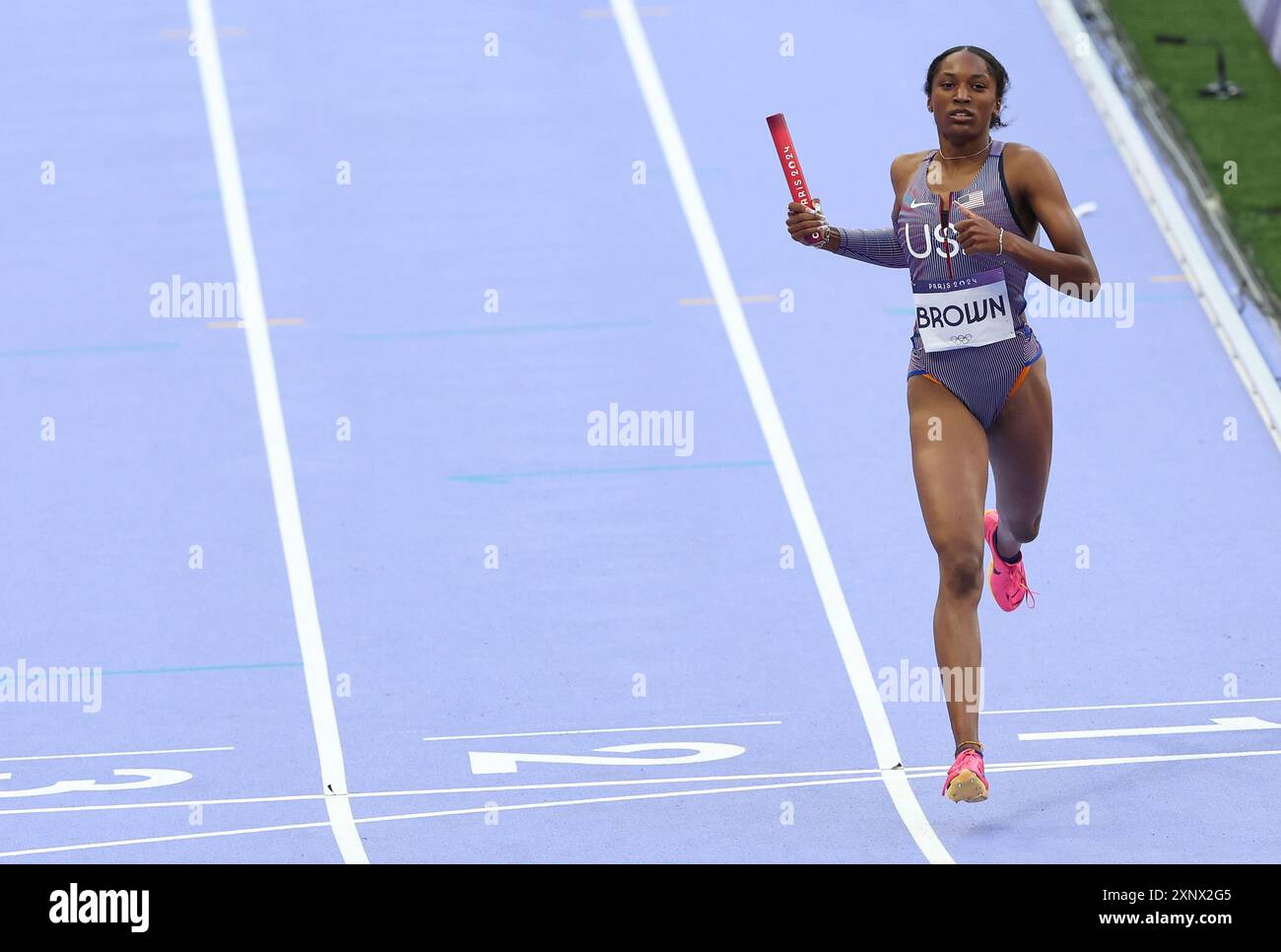 Paris, France. 2nd Aug, 2024. Kaylyn Brown (front) of team USA competes ...