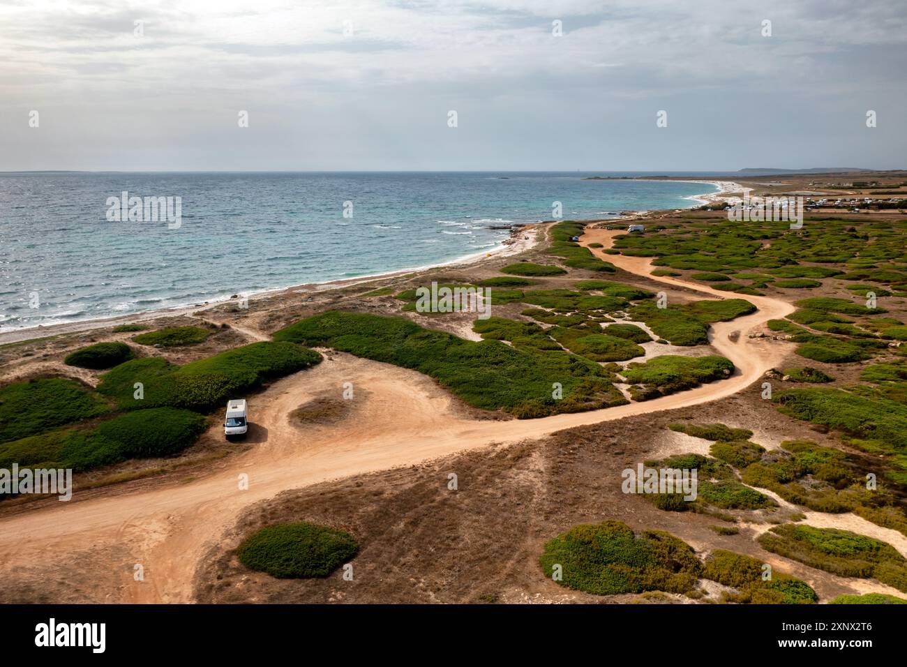 Off white panels hi-res stock photography and images - Alamy