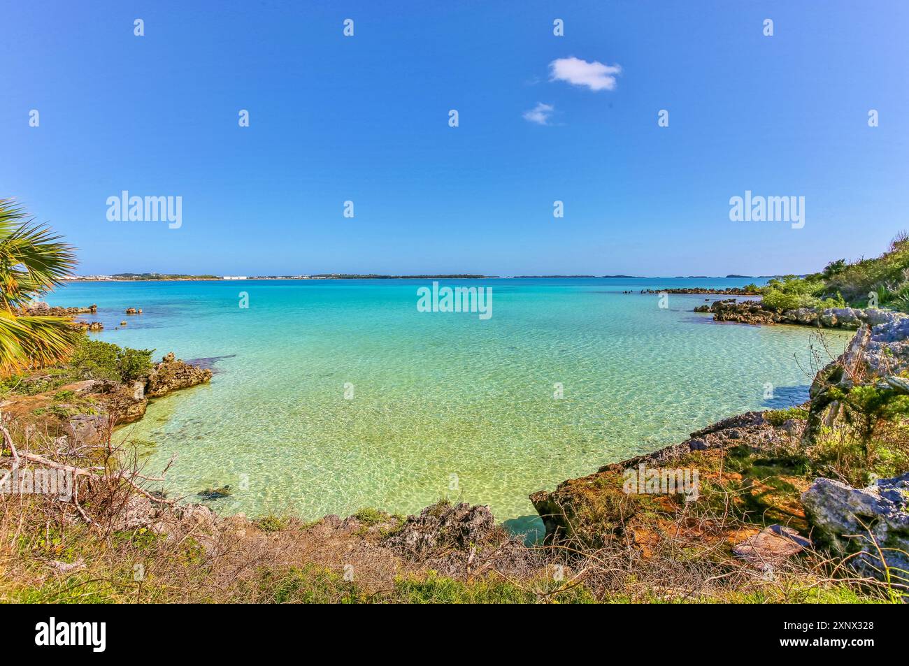 Castle harbour bermuda hi-res stock photography and images - Alamy