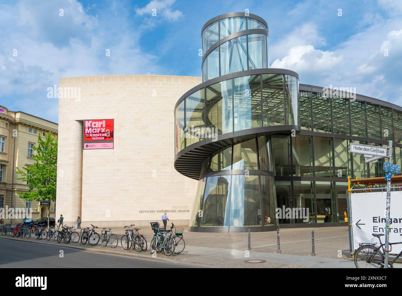 Pei bau museum hi-res stock photography and images - Alamy