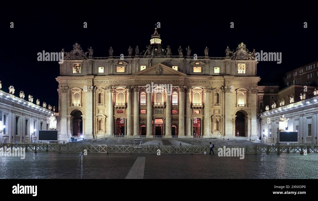 Saint Peter's Square in Vatican City at night, the papal enclave in ...