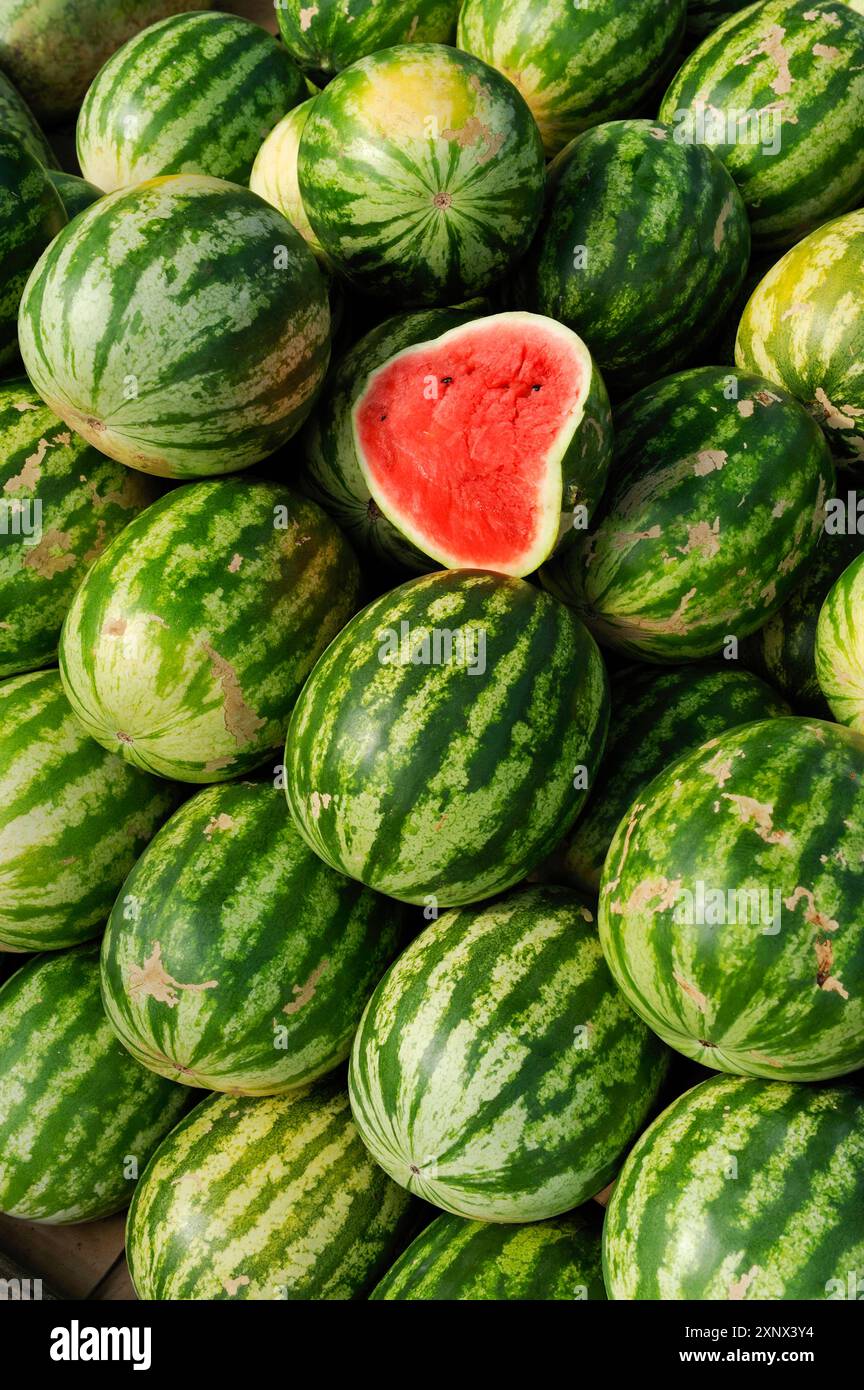 Outdoor produce stand central america hi-res stock photography and ...